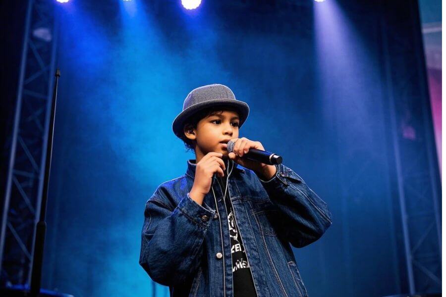 Free AI Rap Generator - Create Rap Lyrics, No Sgin-up